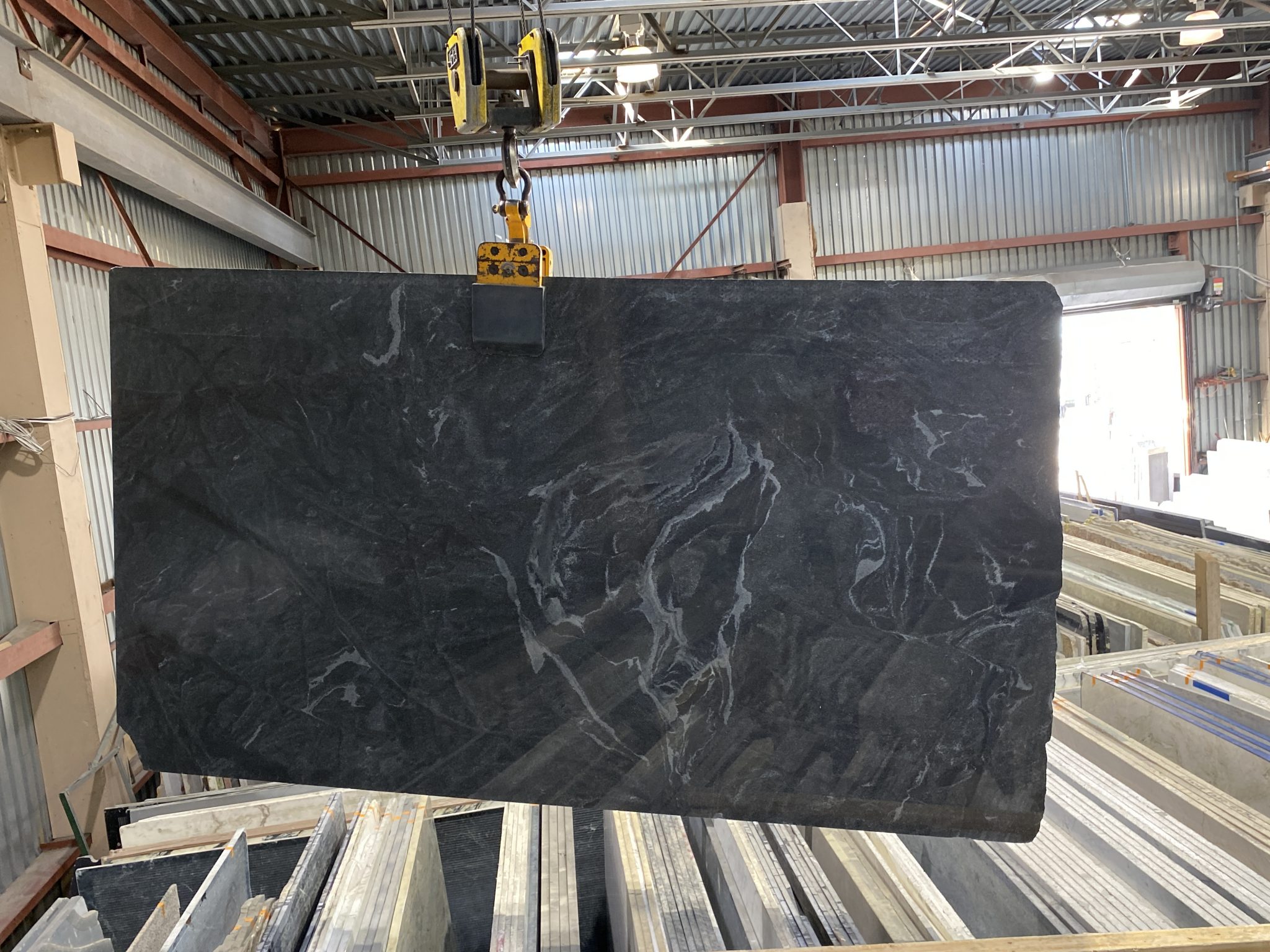 SMC Stone | Jet Mist H_P 1.25_x112_x64_-10